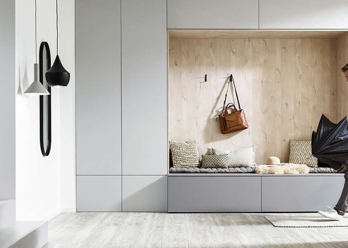 RAUVISIO noir – timeless elegance | REHAU