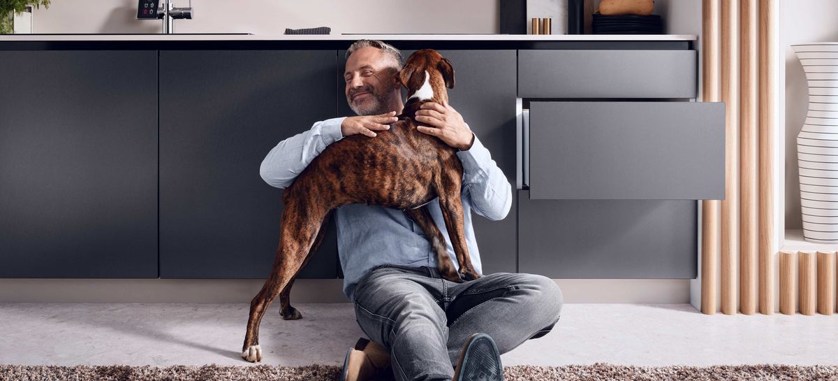 Plinths – The foundation for modern kitchen design | REHAU