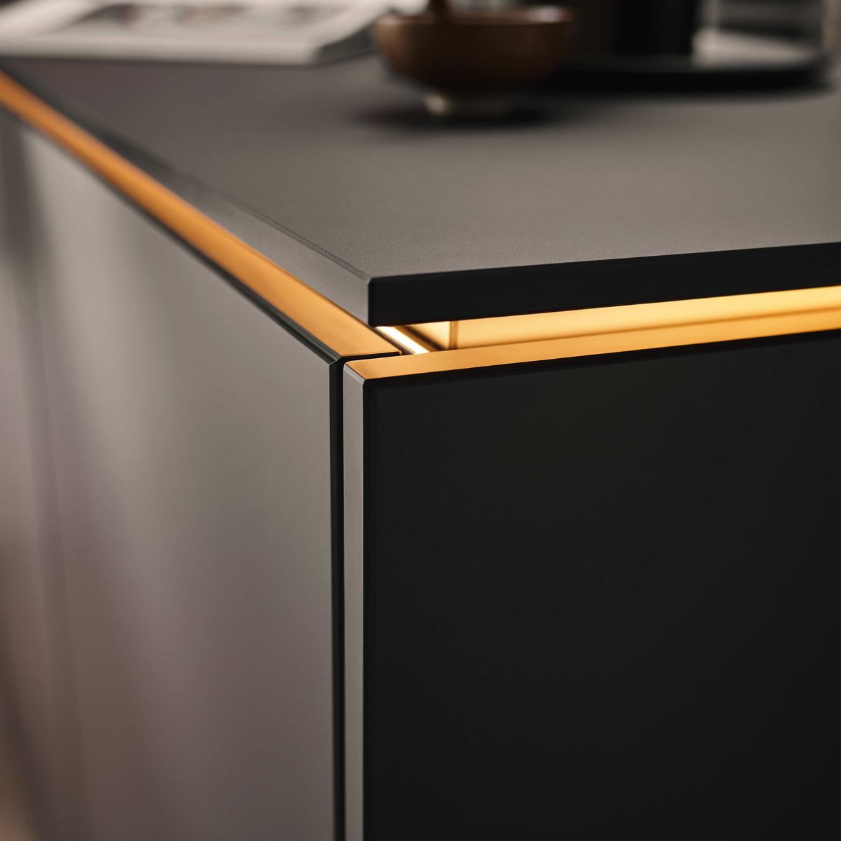 RAUVISIO crystal Deep Collection | REHAU