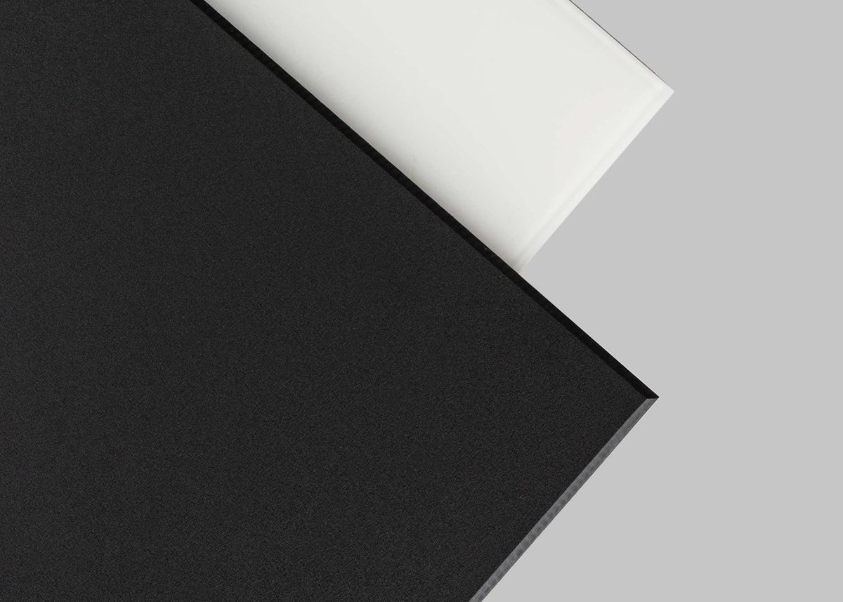 RAUVISIO noir – timeless elegance | REHAU